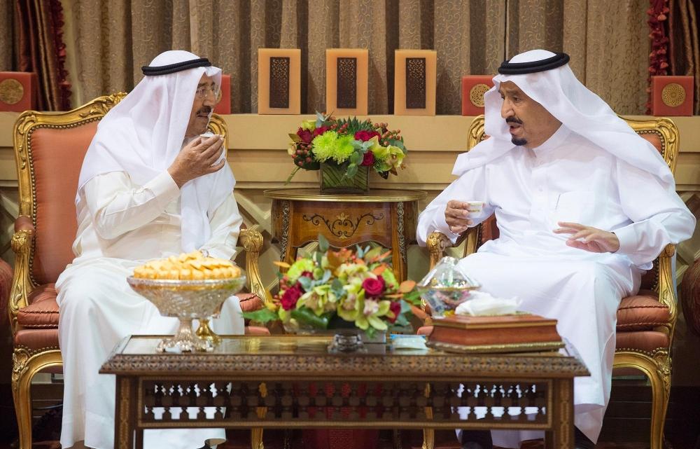 Kuwait: Emir Sabah and the GCC summit meeting